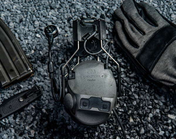 3M Peltor ComTac VIII MT14H418A-38 GE Single-COMM